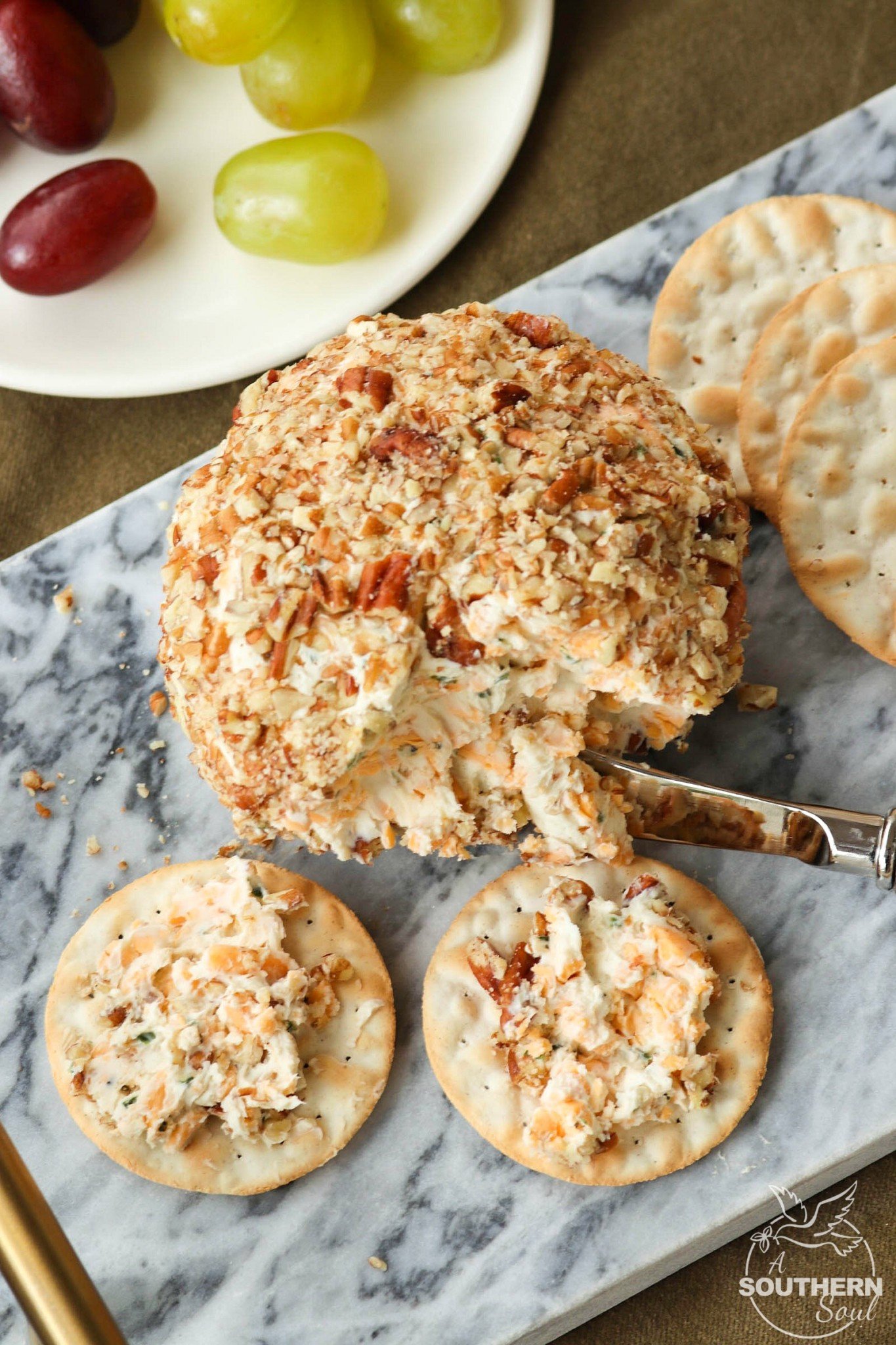 Cheddar & Chive Cheese Ball