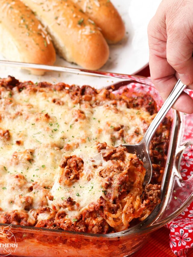 Easy Baked Spaghetti - A Southern Soul