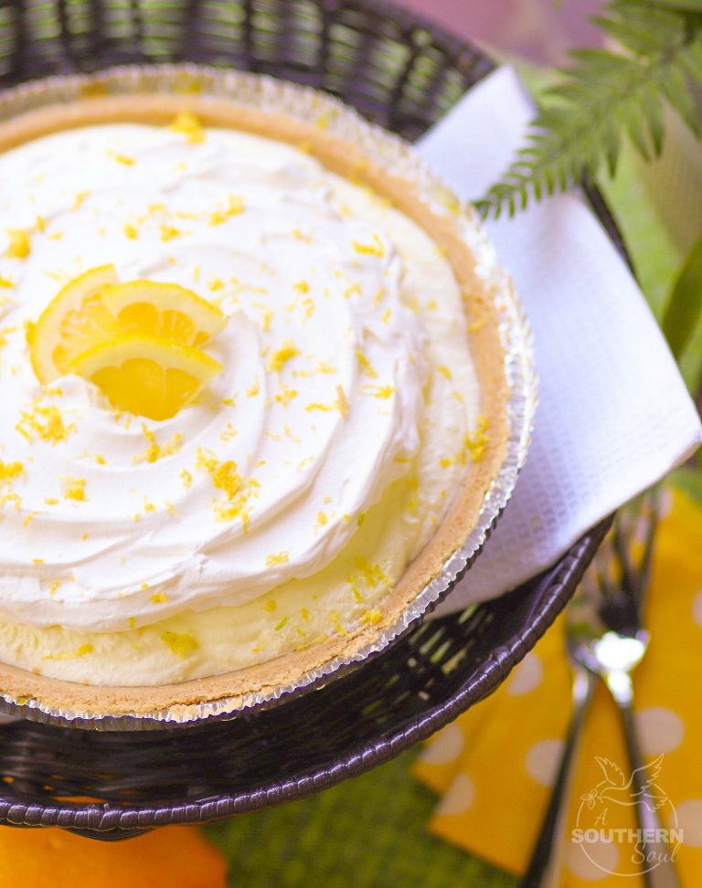 Classic Lemon Icebox Pie