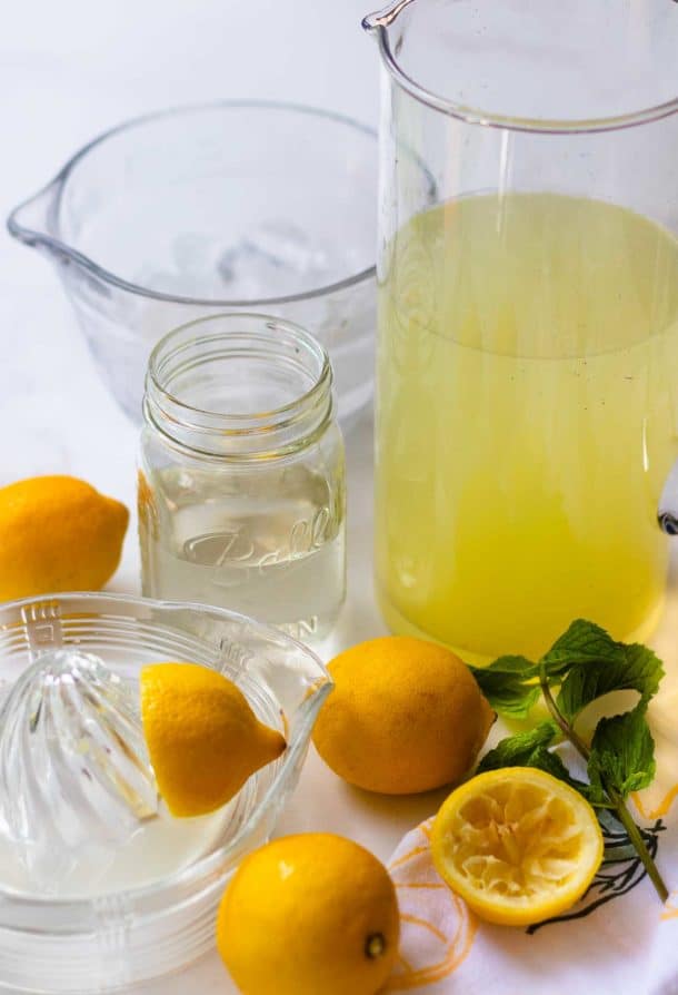 Homemade Lemonade - A Southern Soul
