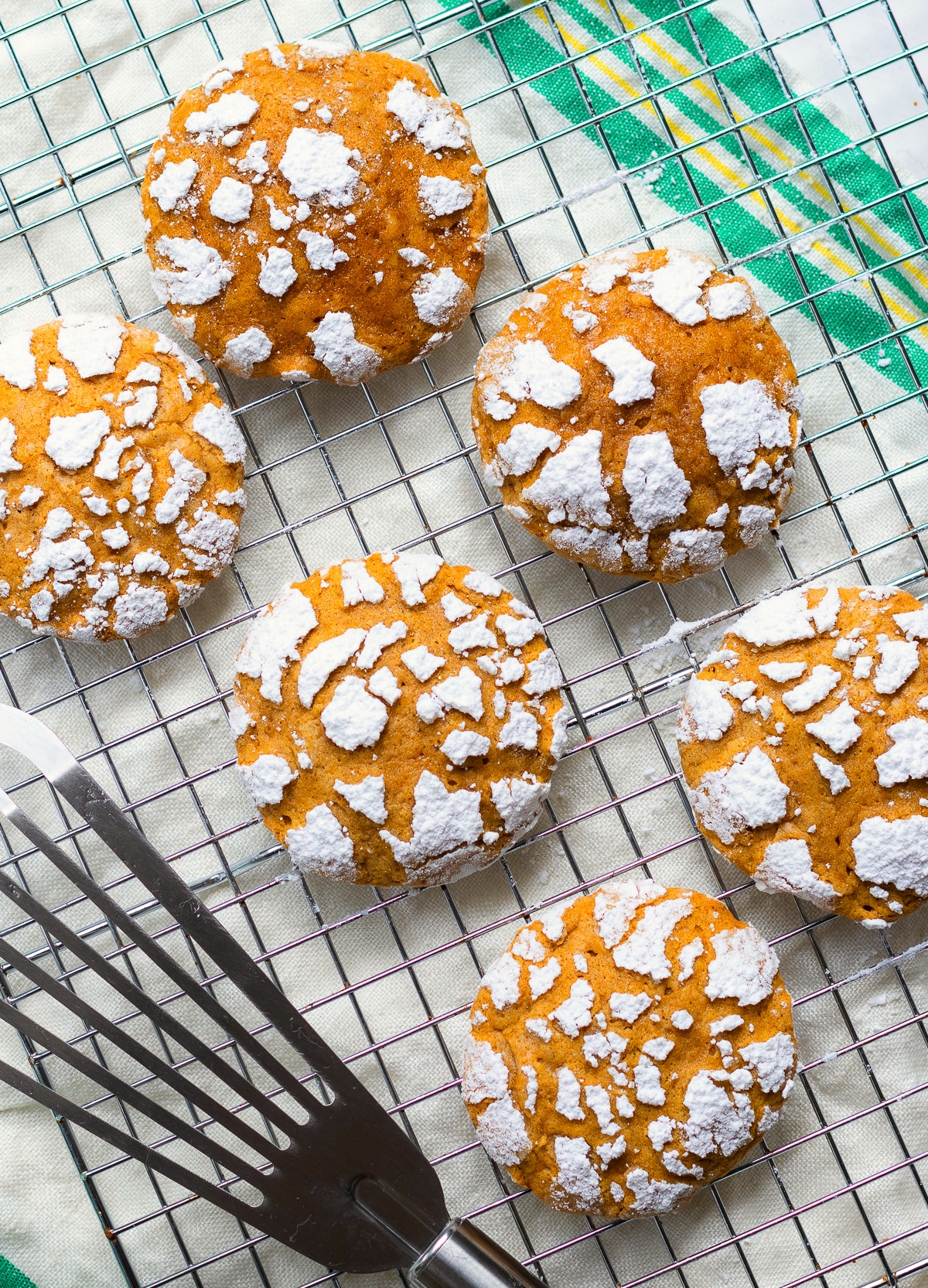 Pumpkin Crinkle Cookies