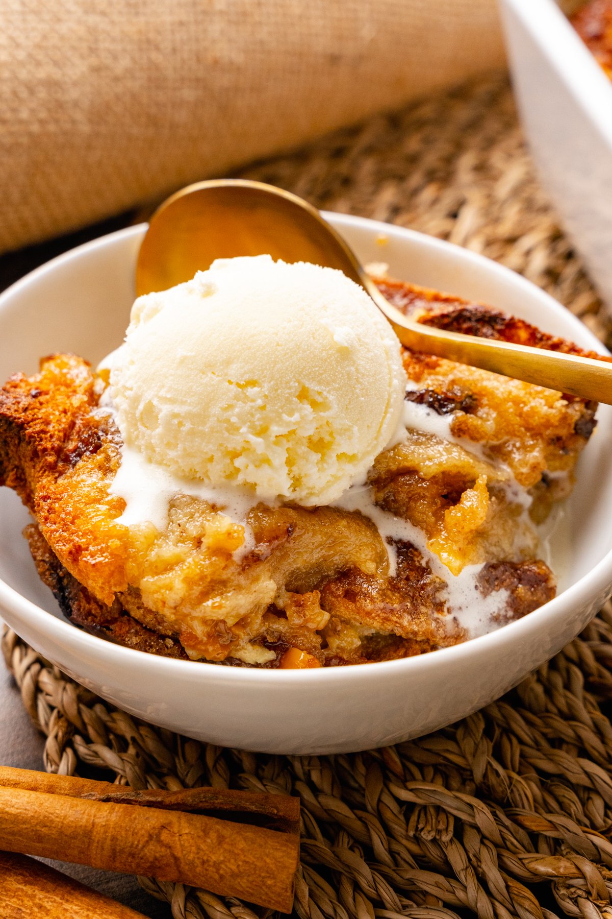 Easy Bread Pudding Recipe