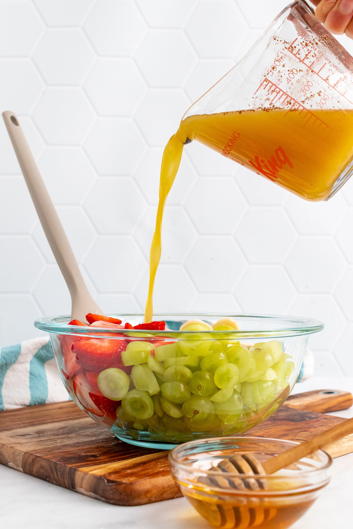 Sunshine Fruit Salad (Fresh And Easy)