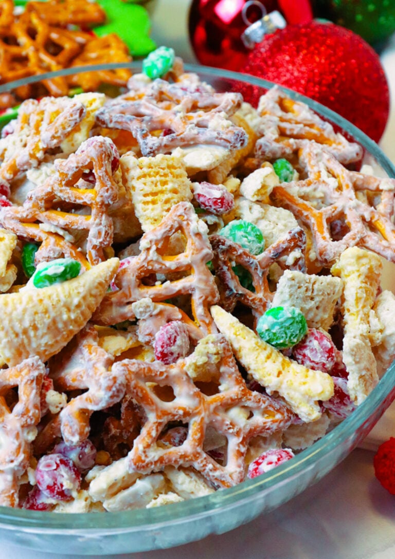 Sweet And Salty Christmas Snack Mix